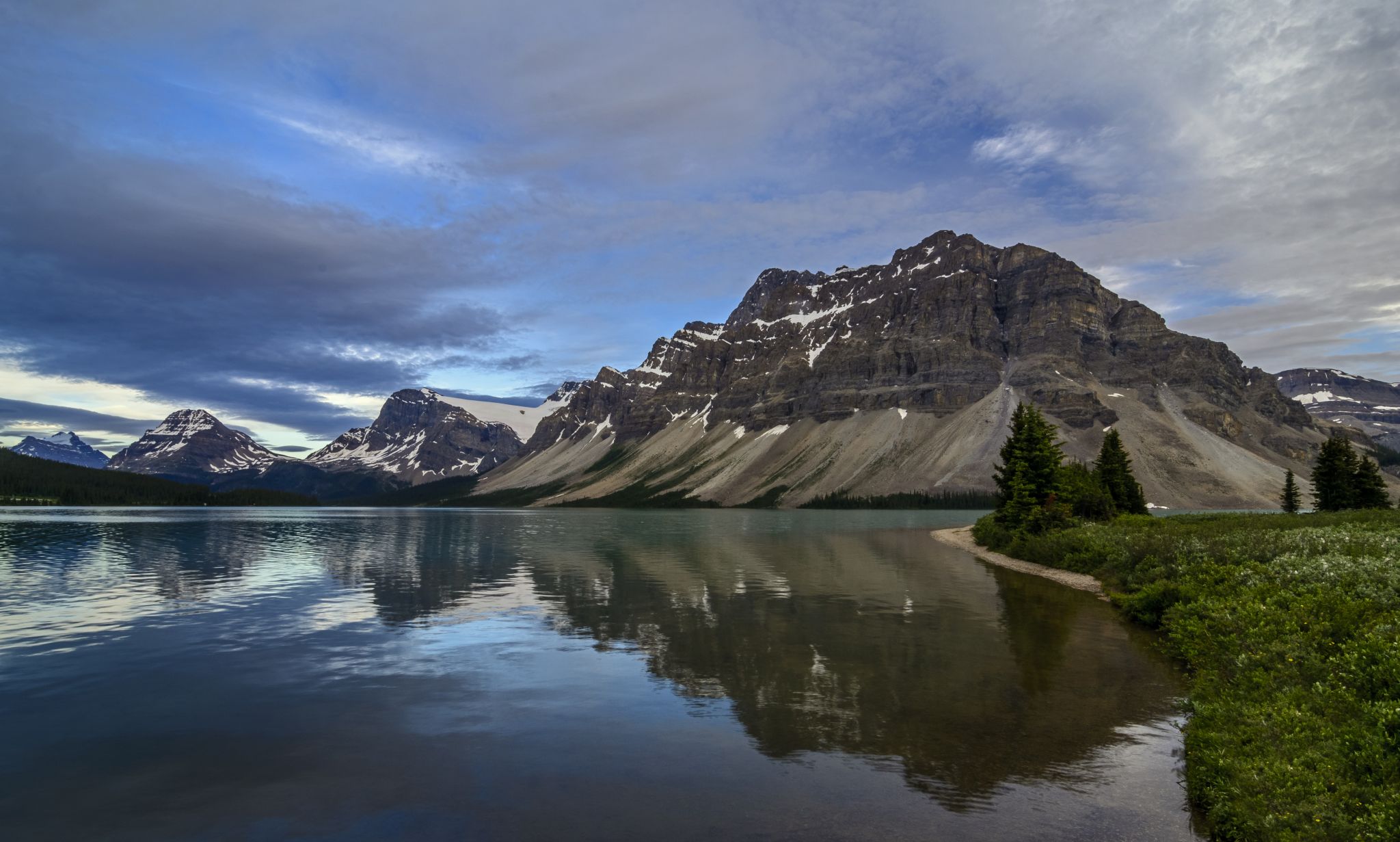 Top photo spots at bow glacier in 2021