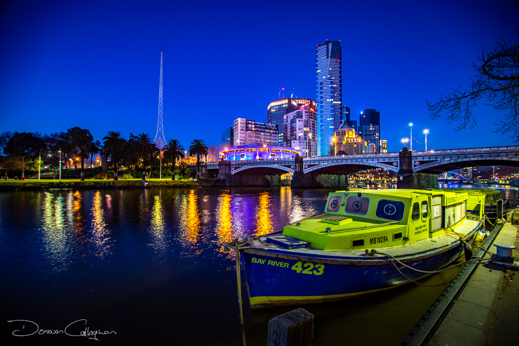 Princess Bridge Tour Boat Melbourne Skyline, Australia