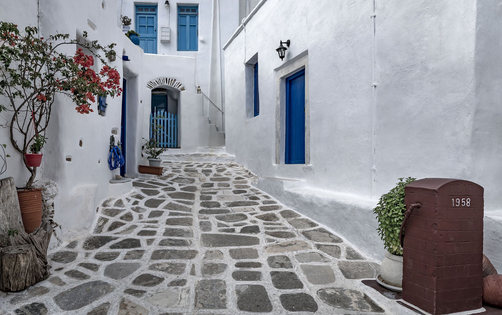 Top photo spots at Lefkes in 2021